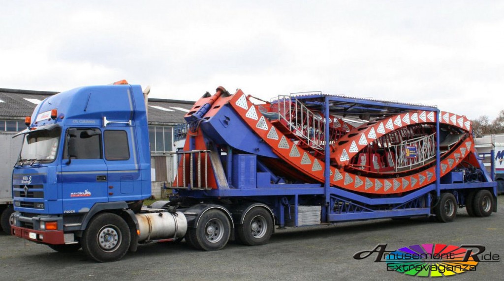 Mahons nicely kept Superloops on its trailer, New Zealand – Amusement ...